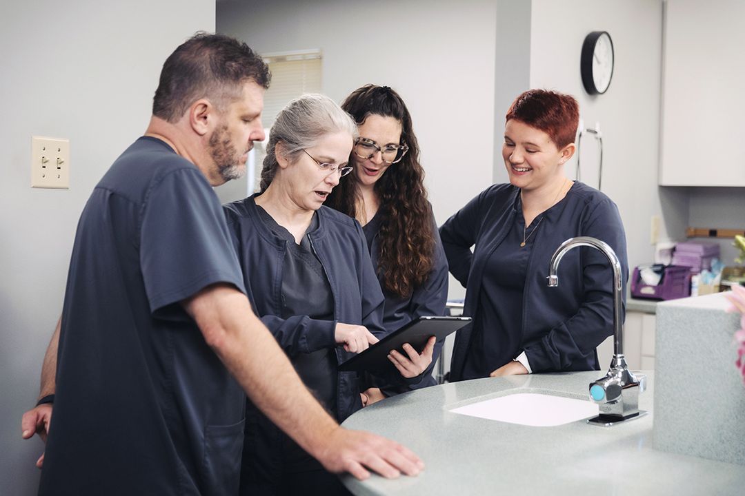 Periodontists in St. Louis, MO | Dr. Snitzer, Dr. Binz and Dr. Best