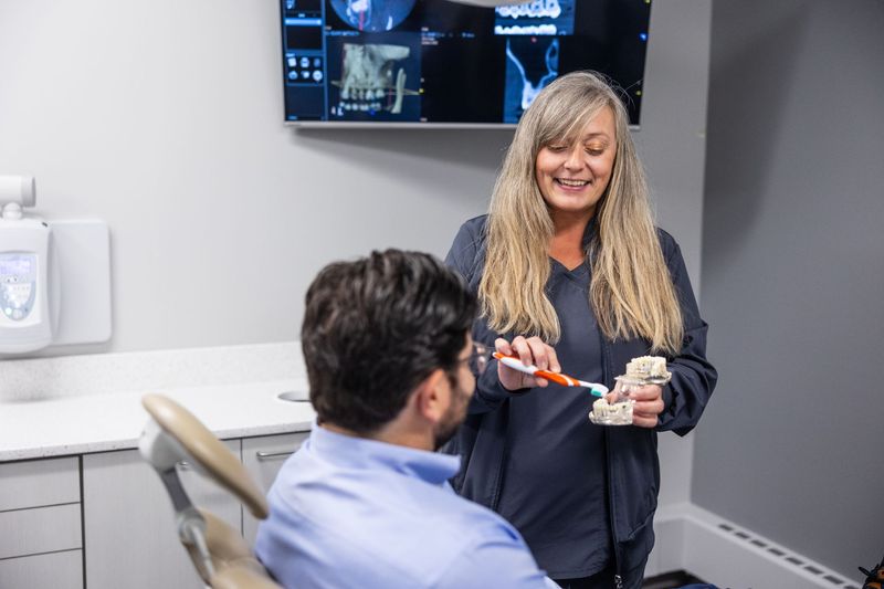 Periodontists in St. Louis, MO | Dr. Snitzer, Dr. Binz and Dr. Best