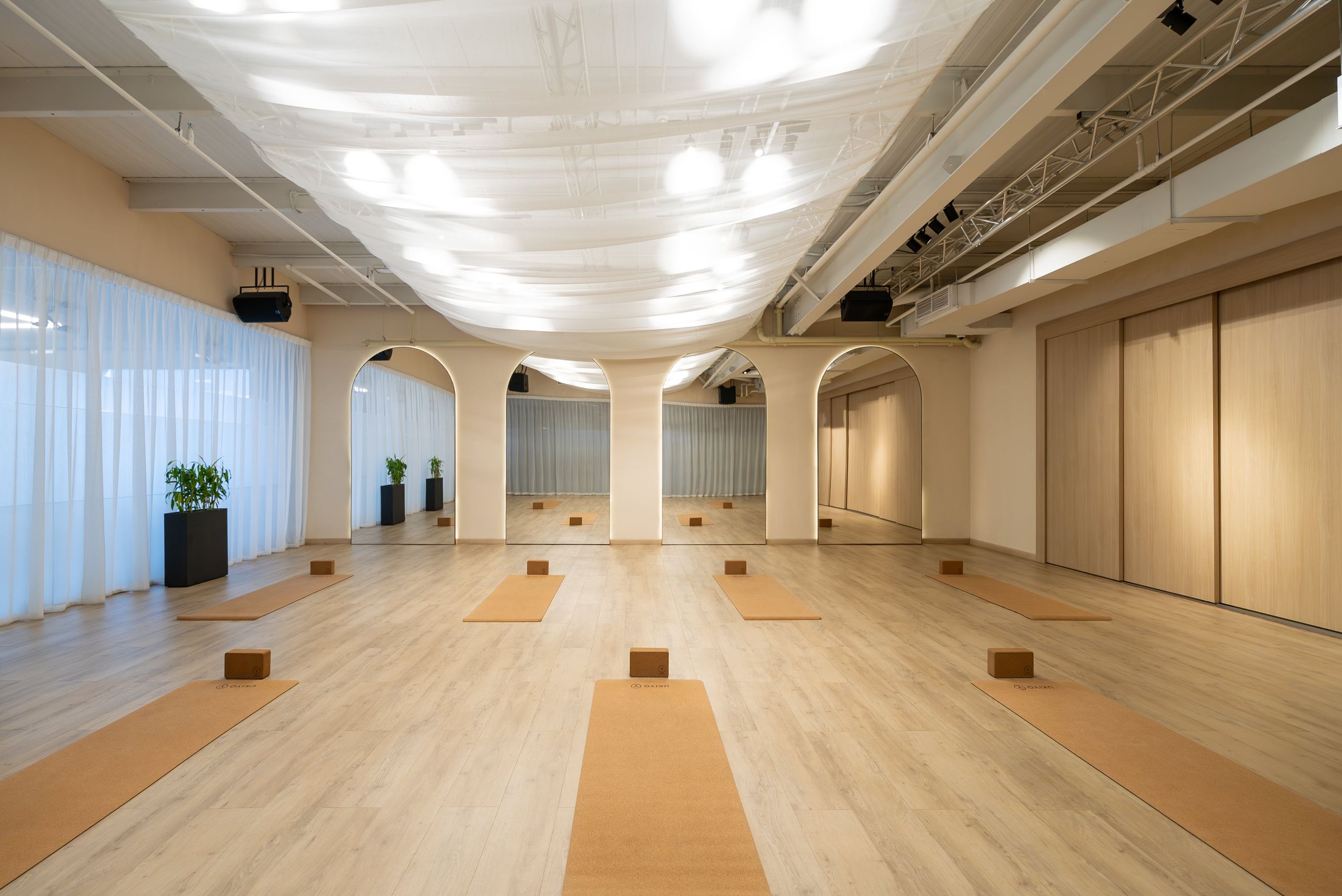 SEVEN, Wellness Redefined.