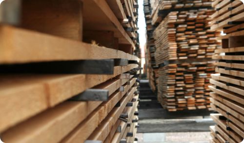 Here's How to Ship Wood and Lumber (for Businesses)