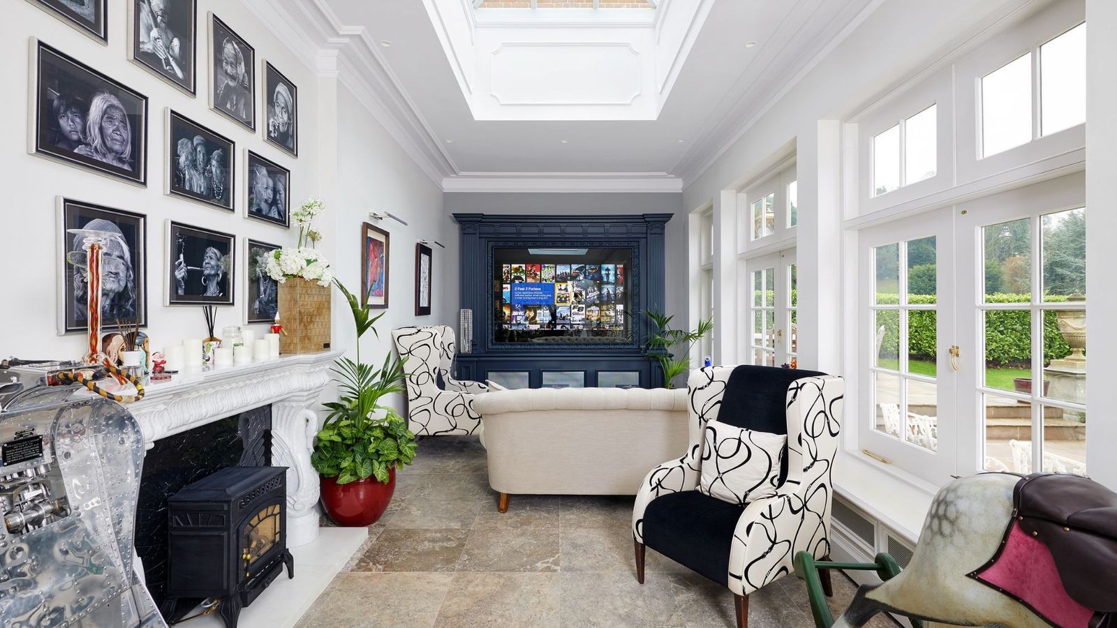 Millennium Falcon inspired home cinema