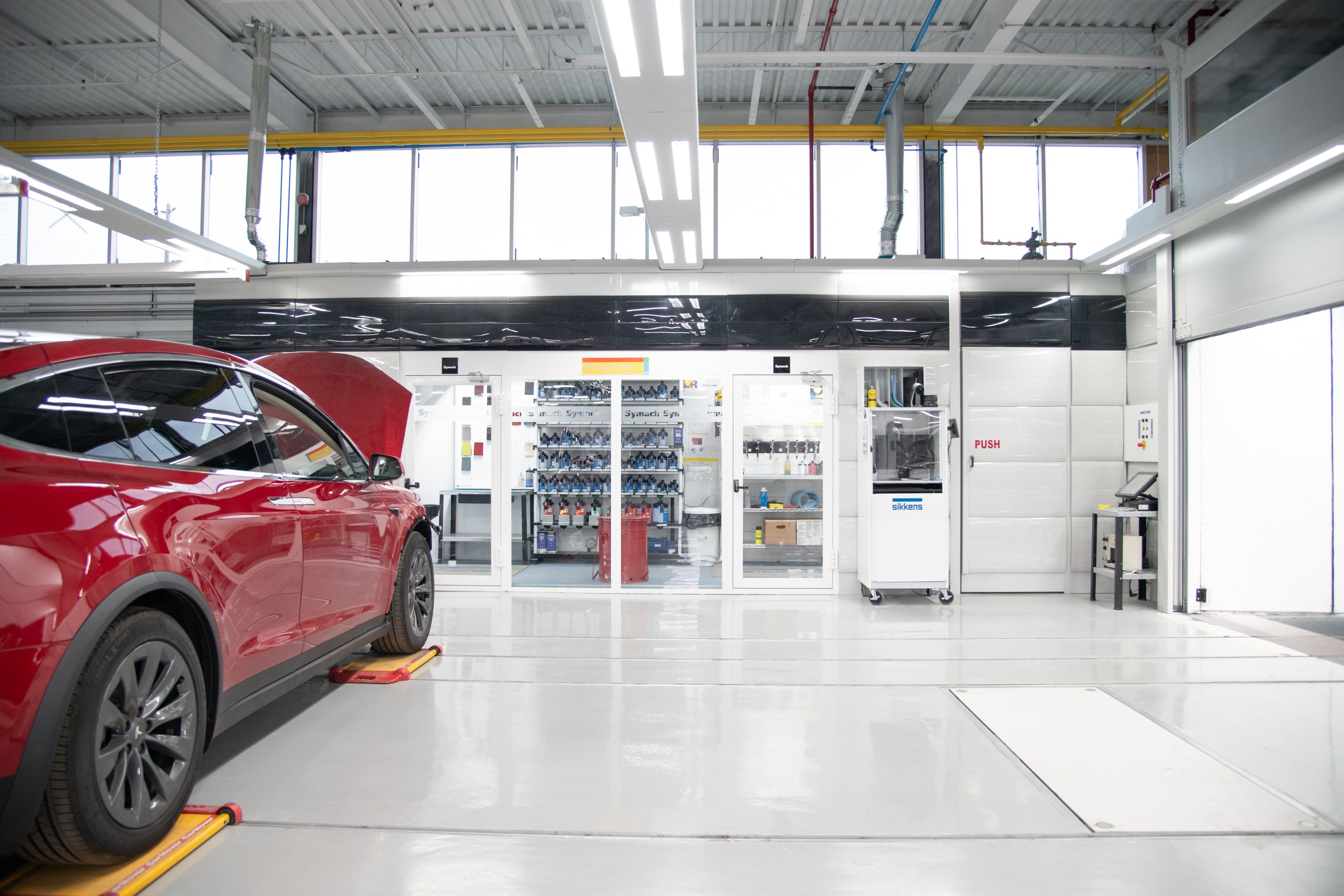 Tesla Approved Collision Centre Ontario | CSN 427 Auto Collision