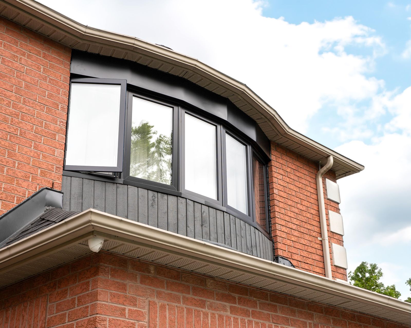 Custom Vinyl Windows | Clera Windows + Doors