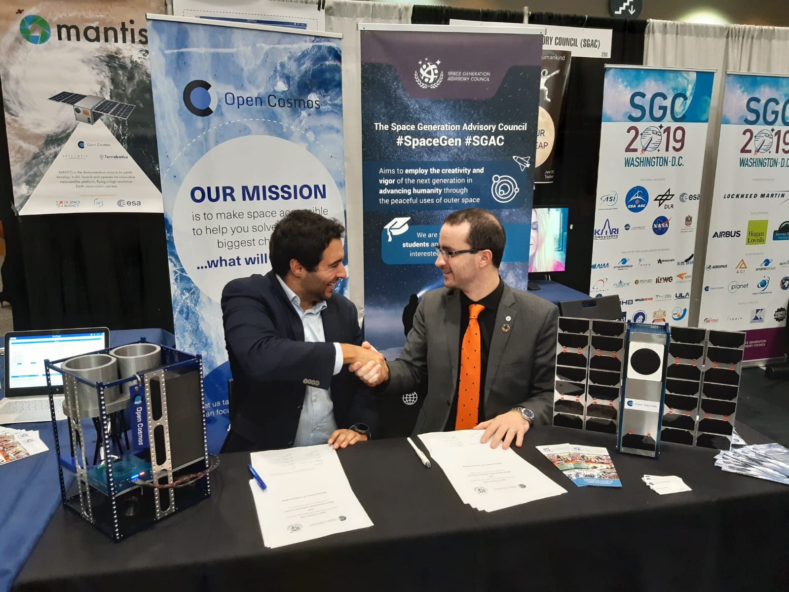 Open Cosmos and SGAC sign MoU for collaboration