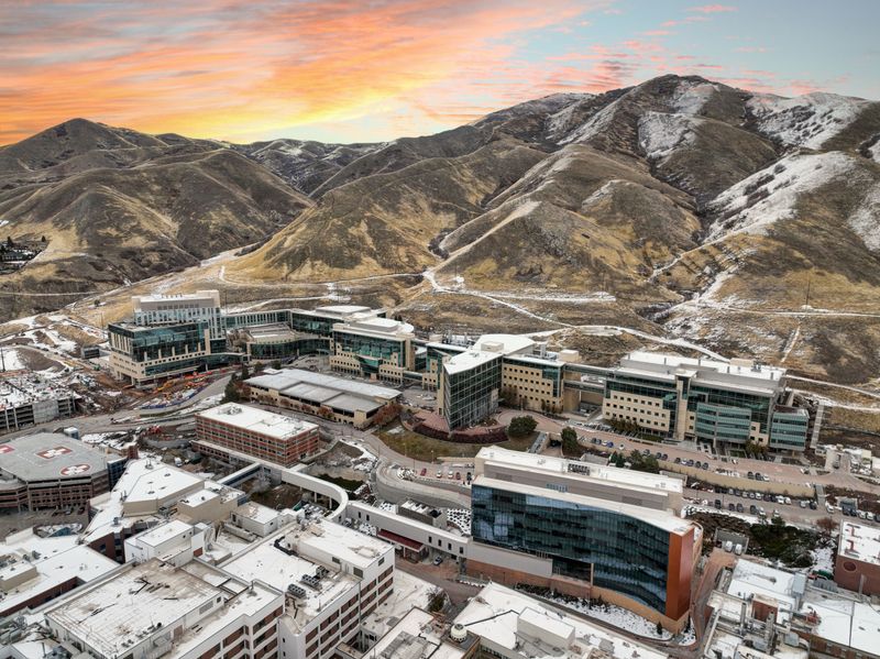 Huntsman Cancer Institute Jon M & Karen Huntsman Cancer Hospital ...