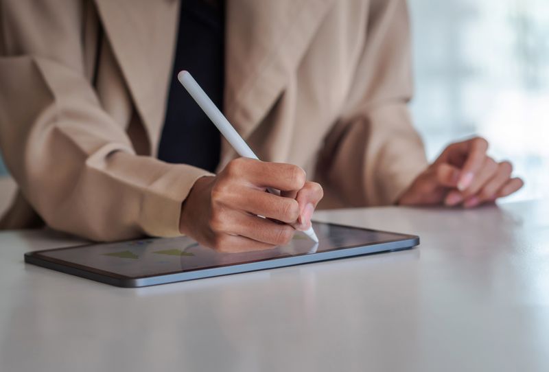 CLEAR | Secure Identity at Airports, Stadiums, & More