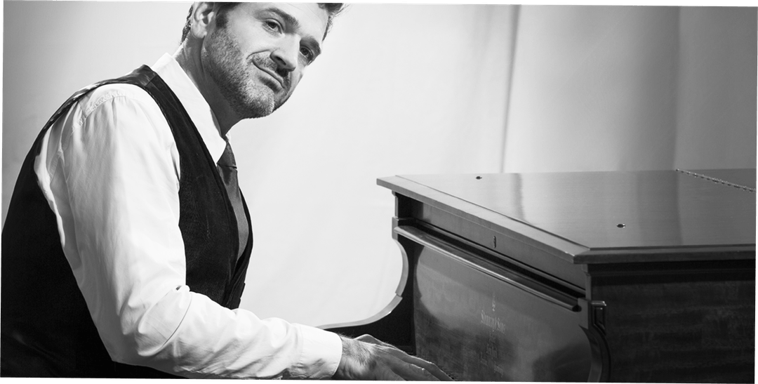 Révéler Experiences / Music, Art, Drinks, and Love