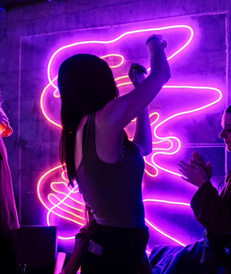 Party Popper | Find Parties | Nightlife App