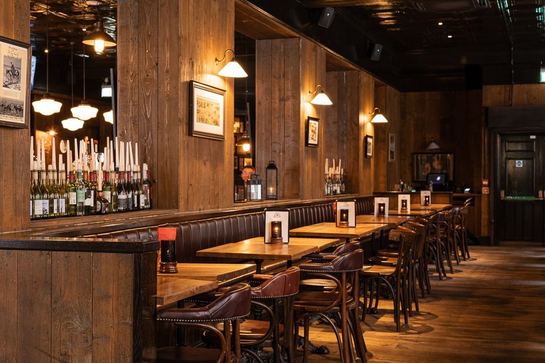Nottingham | American BBQ & Burger Restaurant | Red Dog Saloon | Sports ...