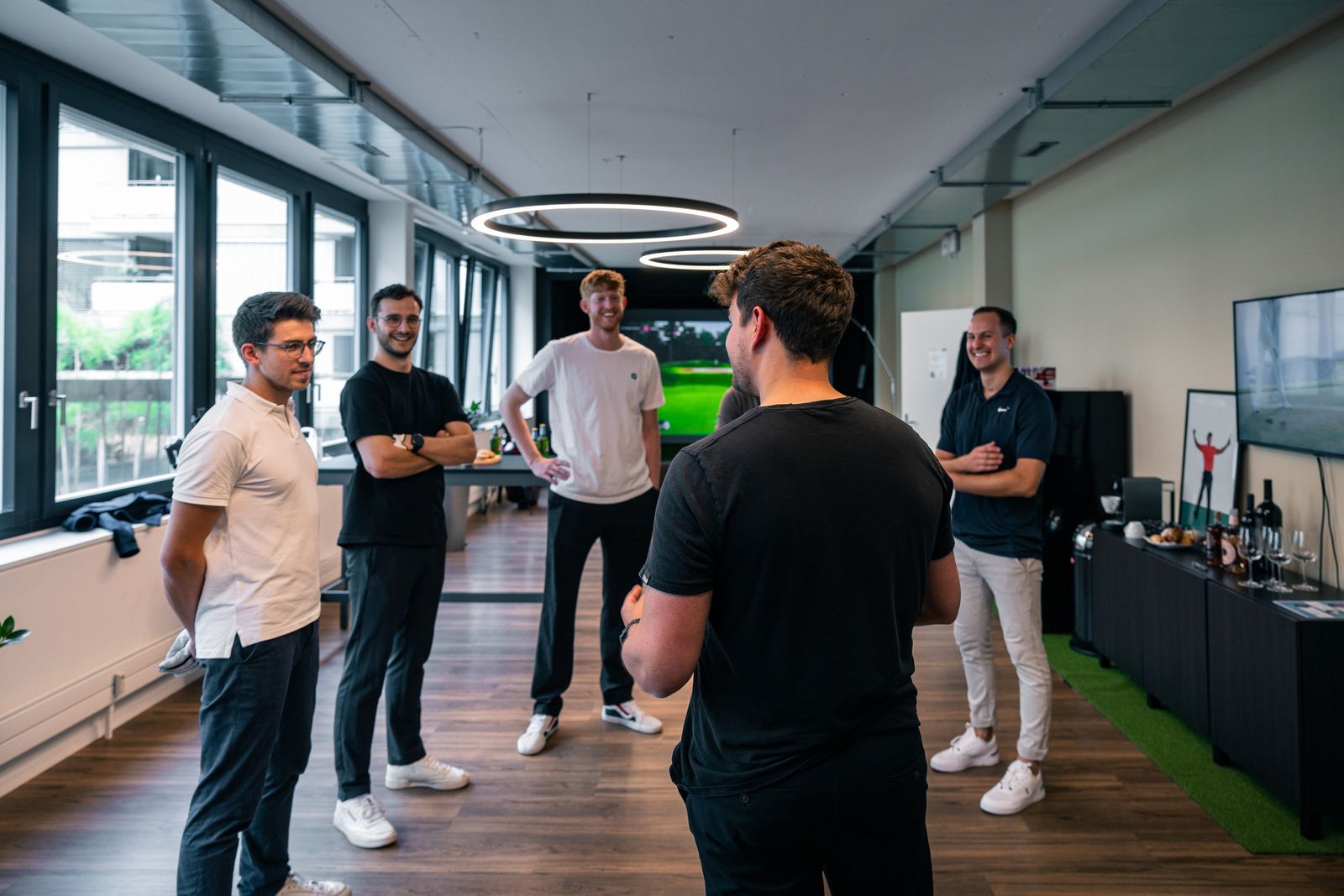 Zurich Golf - Indoor Golf Facility in Kreis 5 - Book a Tee Time