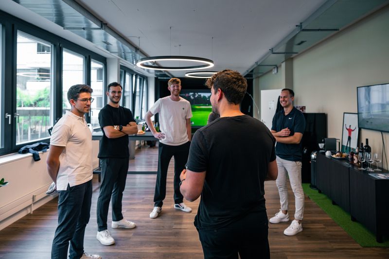 Zurich Golf - Indoor Golf Facility in Kreis 5 - Book a Tee Time