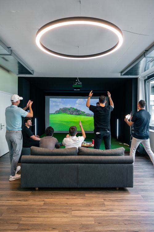 Zurich Golf - Indoor Golf Facility in Kreis 5 - Book a Tee Time