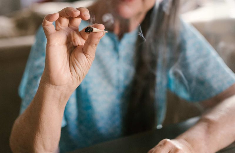Efeitos da maconha: entenda seus malefícios a longo prazo