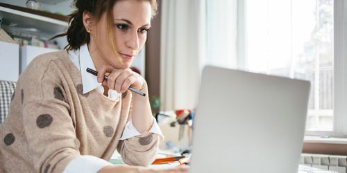 HubSpot Free Version: Complete Guide to Features & Limitations - Zeeg