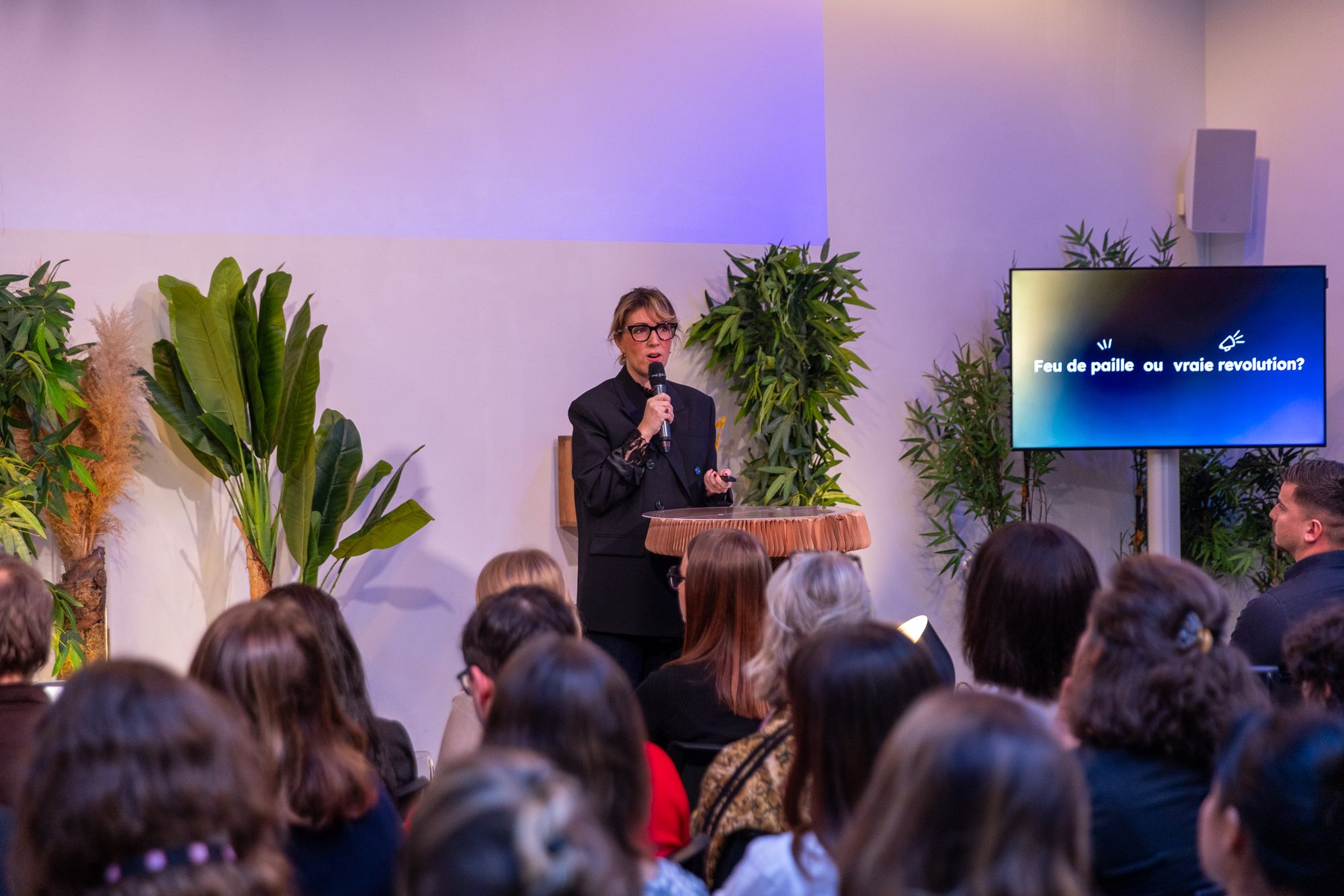 Avec sa marketplace Astore Shop, Accor investit dans l’e-commerce B2B ...