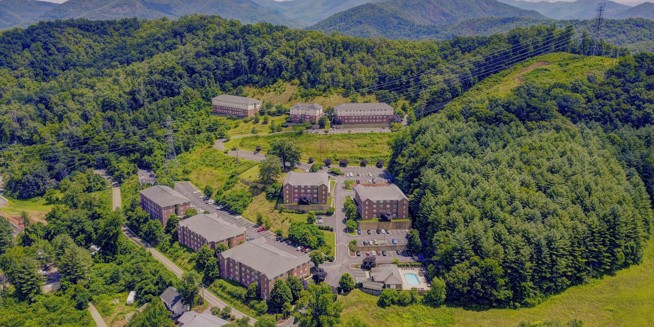 Luxury Apartment Cullowhee - Cullowhee Apartment for Rent | The Everson