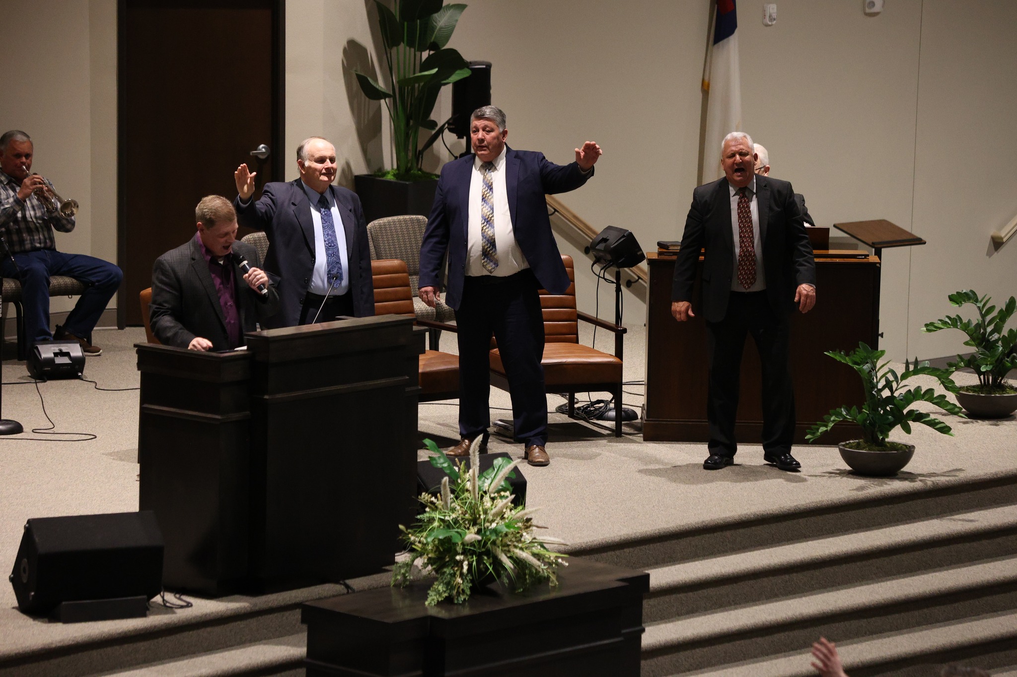 Ozark Bible Institute | Faculty & Staff