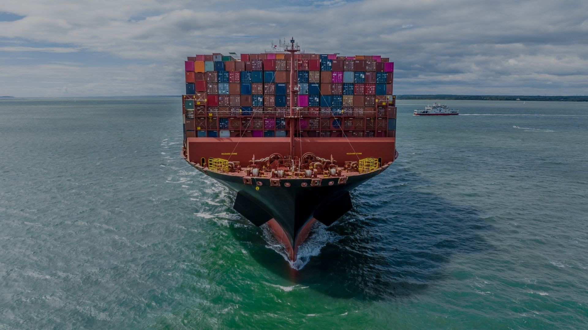 How Real-Time Container Tracking Tools Reduce Ocean Freight Delays