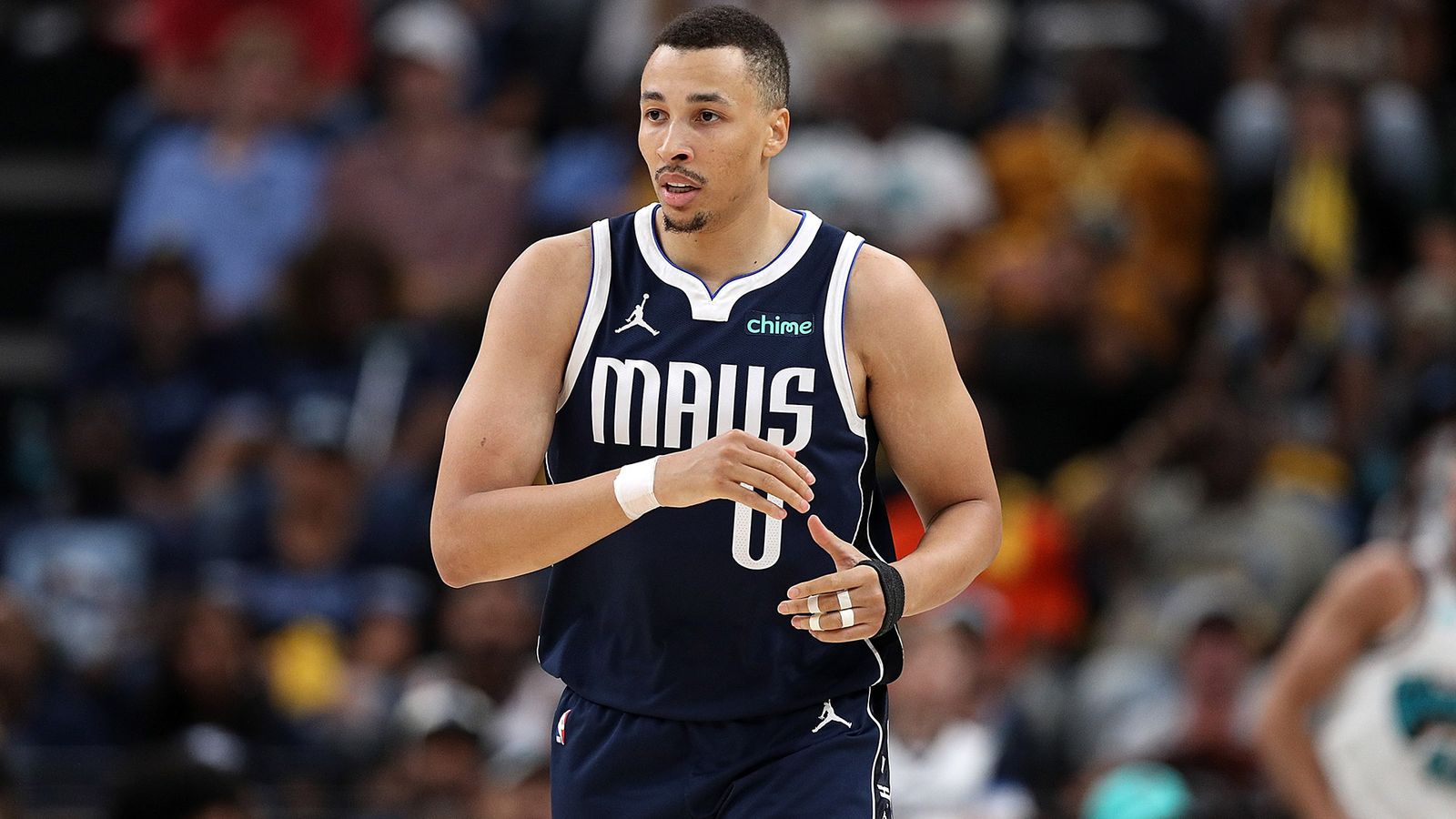 Zusje feet i had to travel to New York, on a brief trip, so