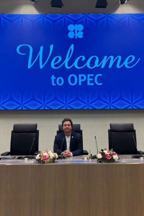 Our Leadership - Pony Global Energy