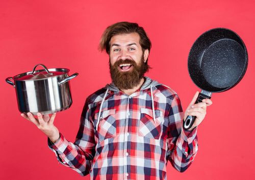 How to Clean Burnt Calphalon Pans