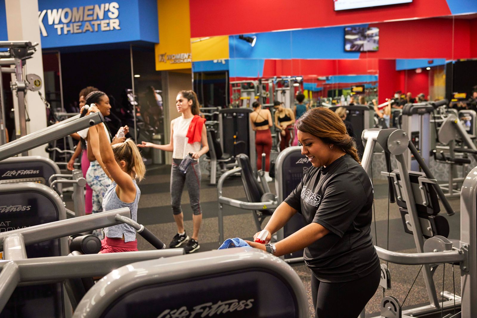 Women's Workout Area | Fitness Connection