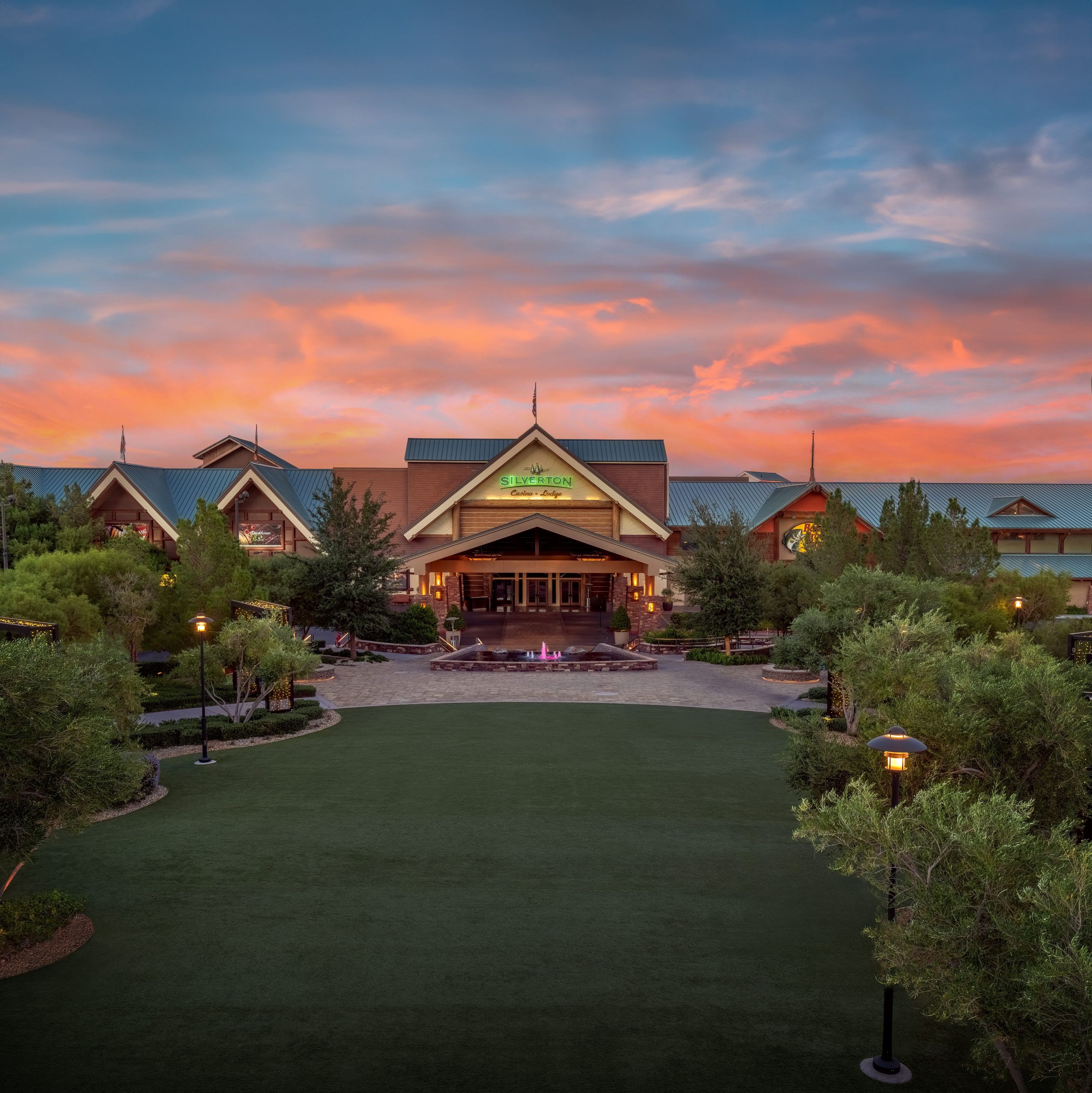 Silverton Casino Lodge | New Boutique Hotel Las Vegas