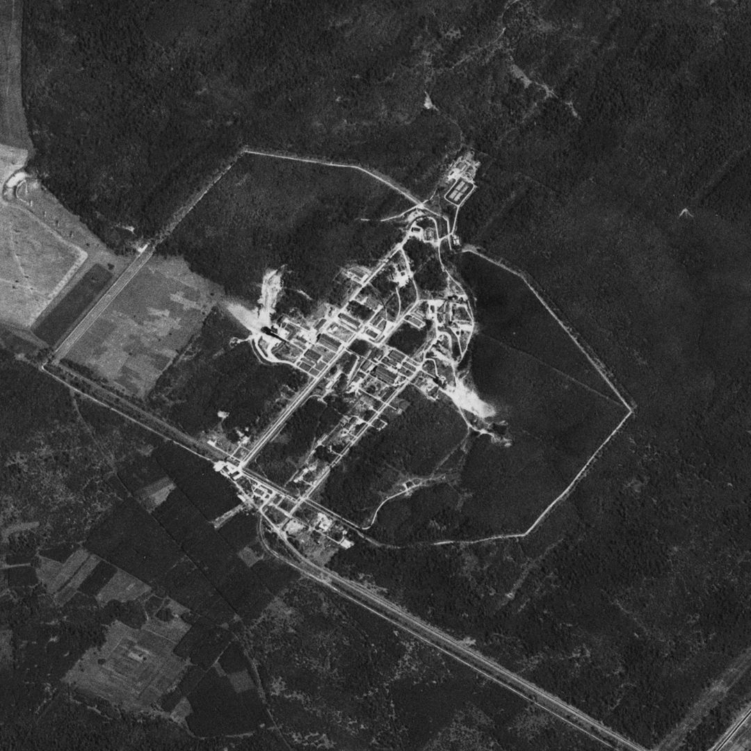 How to download declassified spy satellite images