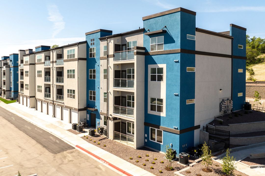 Luxury Apartments in Colorado Springs | Eldorado Springs