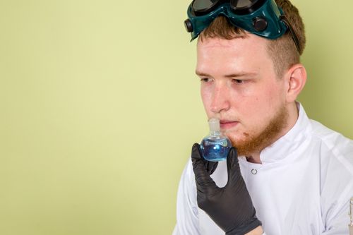 What Does Meth Smell Like: Explore the Strong Smell of Methamphetamine ...