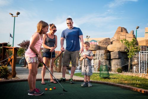 Funland Fredericksburg - Family Adventure with Mini Golf, Arcades & More