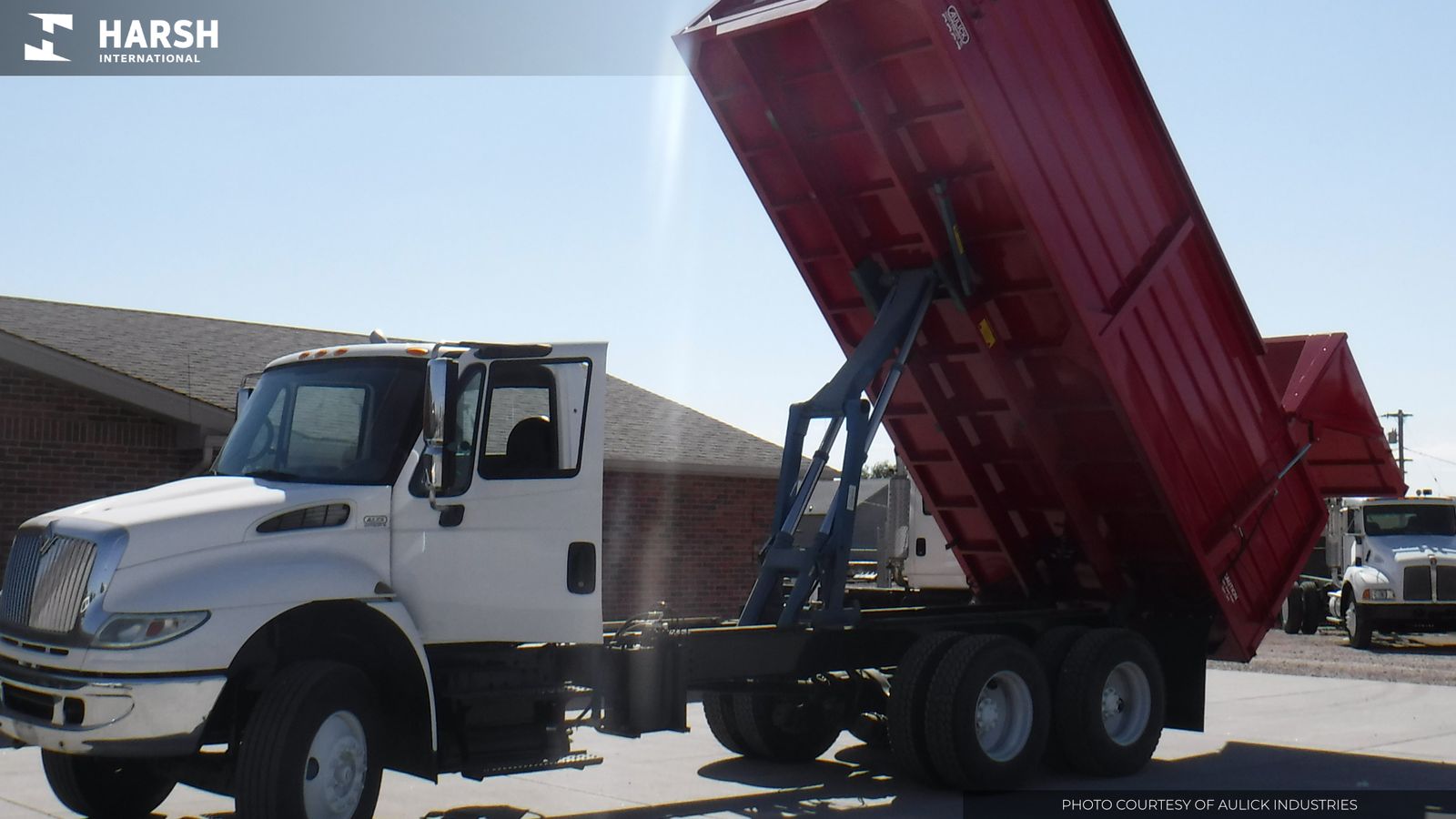 Hydraulic Truck Hoists