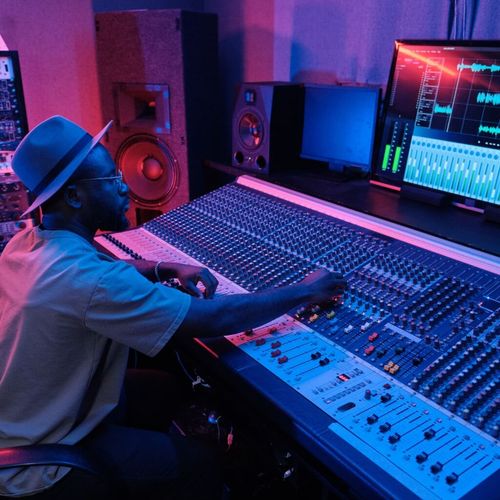 All-In-One Audio Collaboration Platform | Pibox