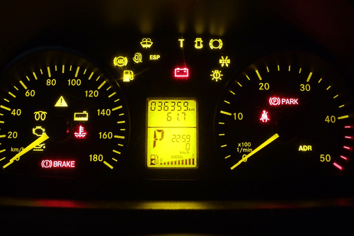 What the ESP warning light means for your vehicle | Caura
