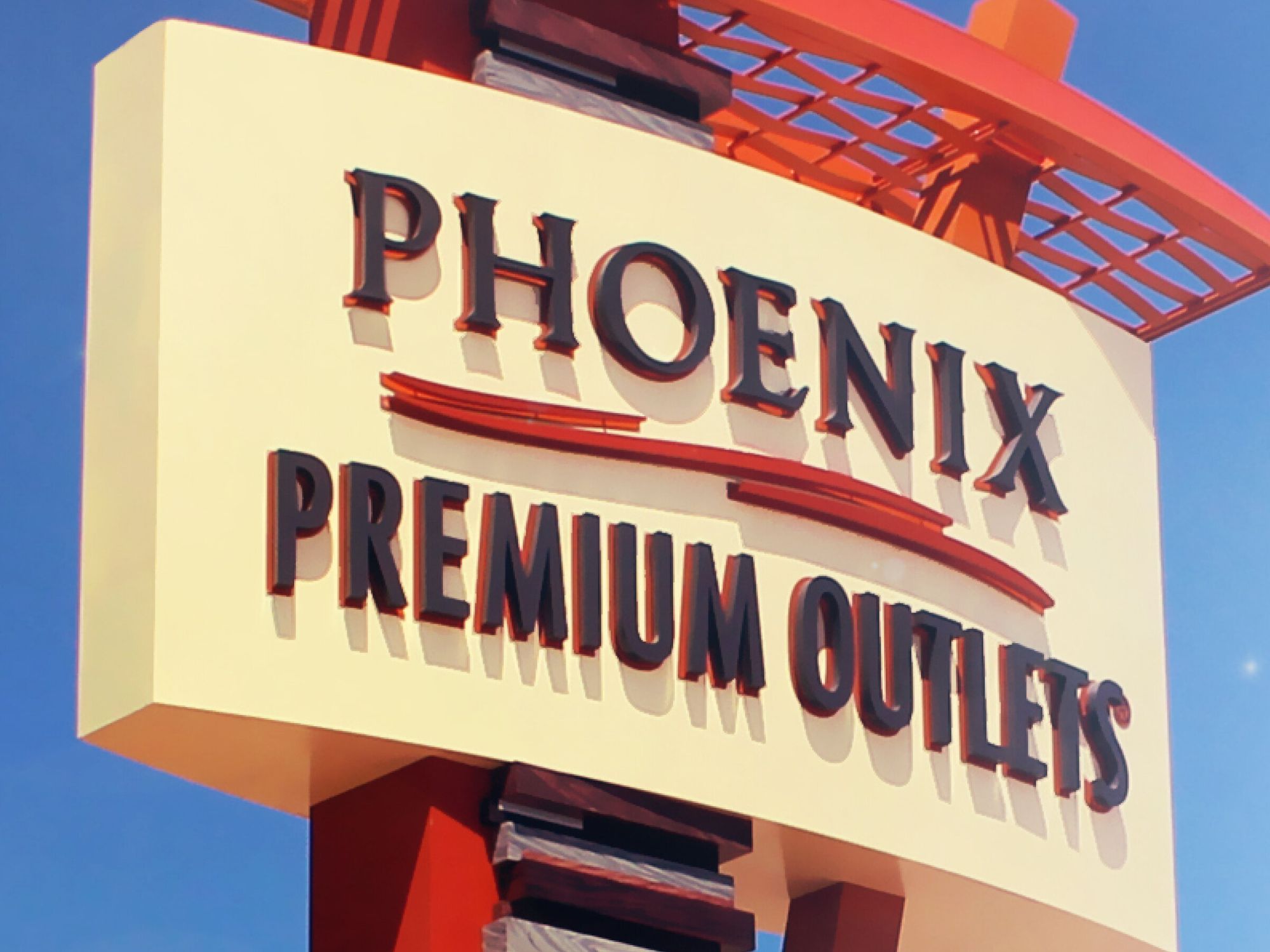 Tucson Premium Outlets | Work | Trademark Visual