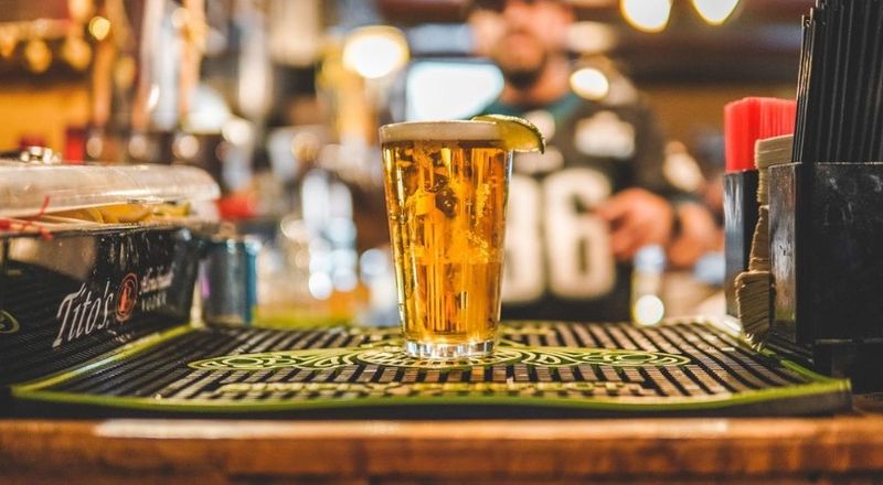 Taylor's Bar & Grill - Redlands