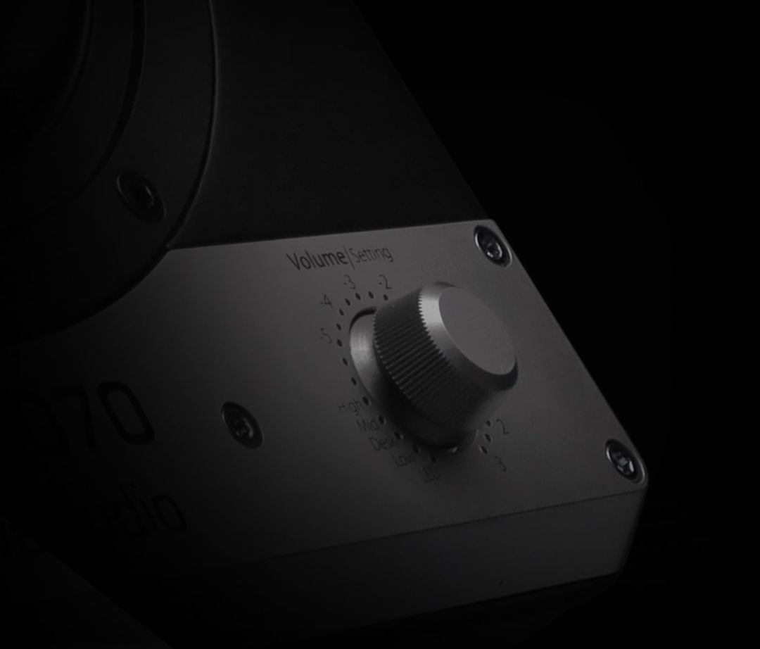 EVE Audio SC205: High-end tech in a compact dimension