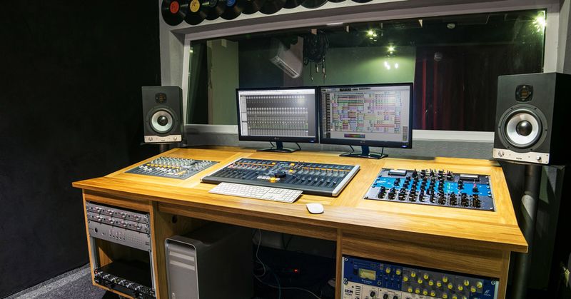 EVE Audio SC208: Our biggest 2-way monitoring solution