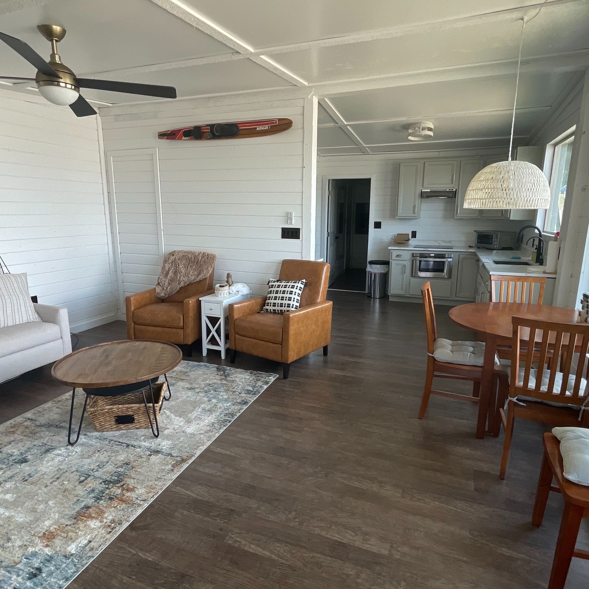 Home - Grandpappy Point Resort & Marina