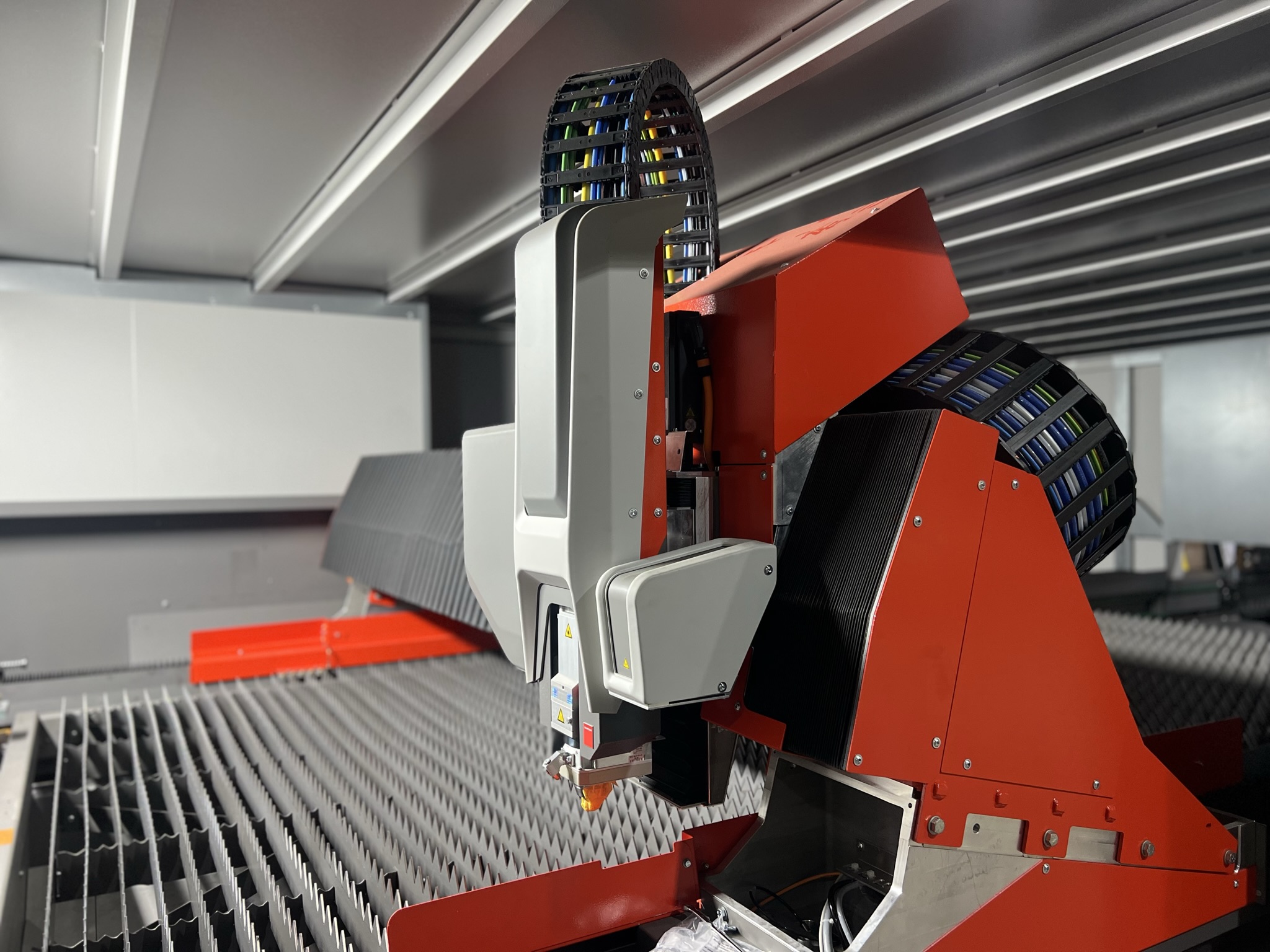 Laser/Water Jet Cutting - Optimized Metal Fabrication