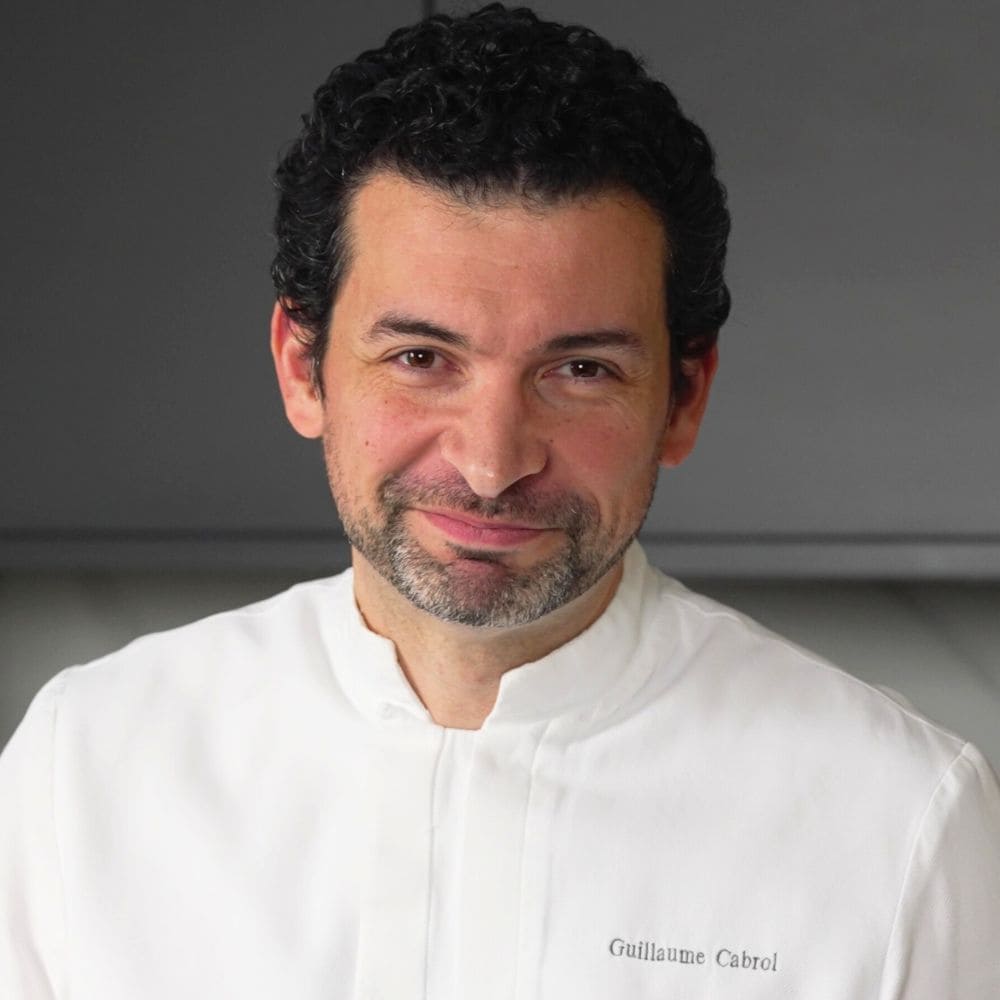 VoilaChef | Signature apple turnover by Guillaume Cabrol