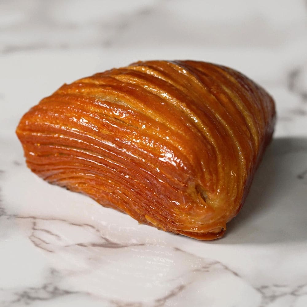 VoilaChef | Signature apple turnover by Guillaume Cabrol