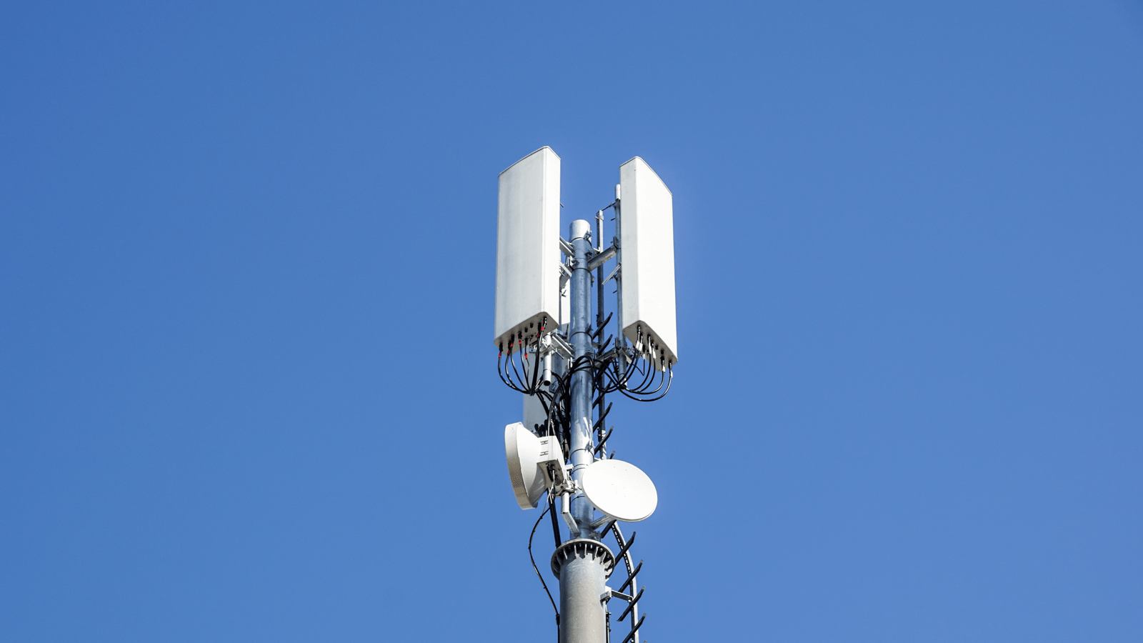 Key Mobile Network Equipment and Functions: Understanding the Backbone ...