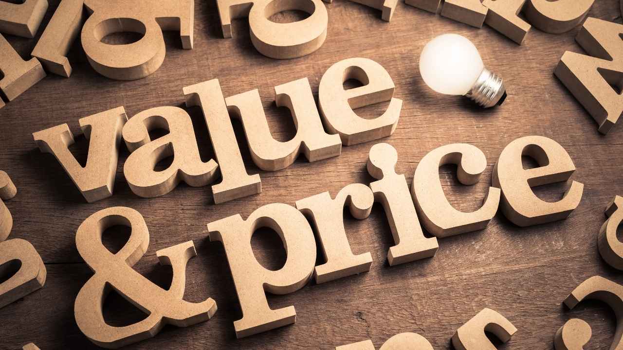 Avoiding Overpricing and Underpricing in Real Estate