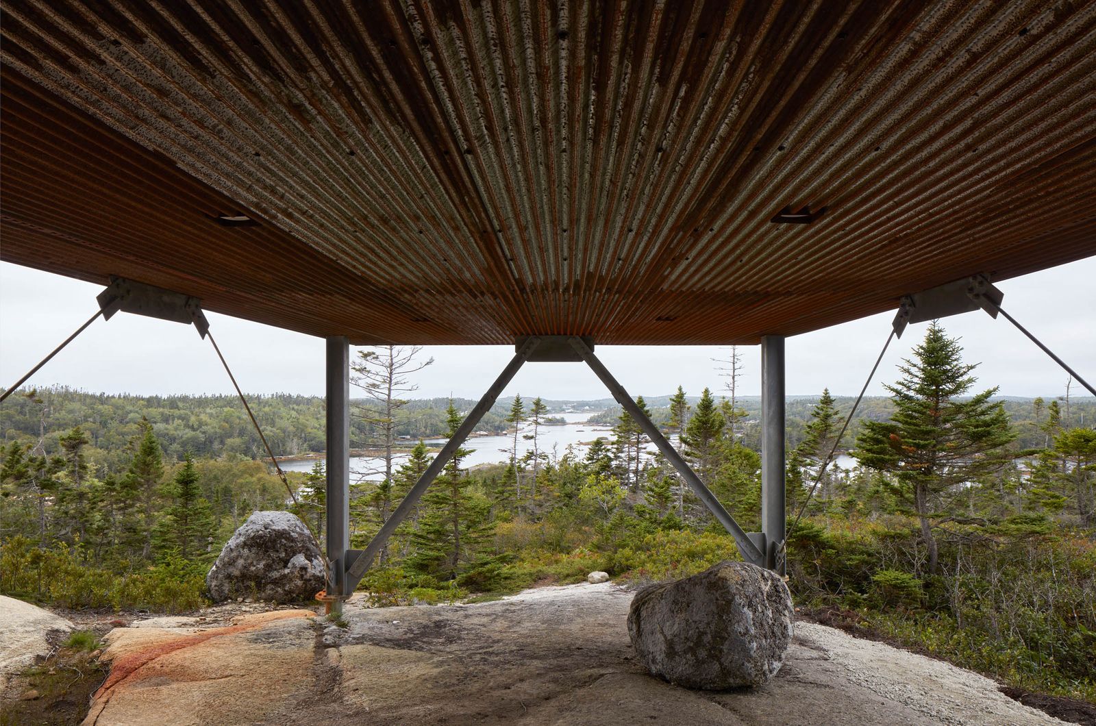East Dover House - MacKay-Lyons Sweetapple Architects