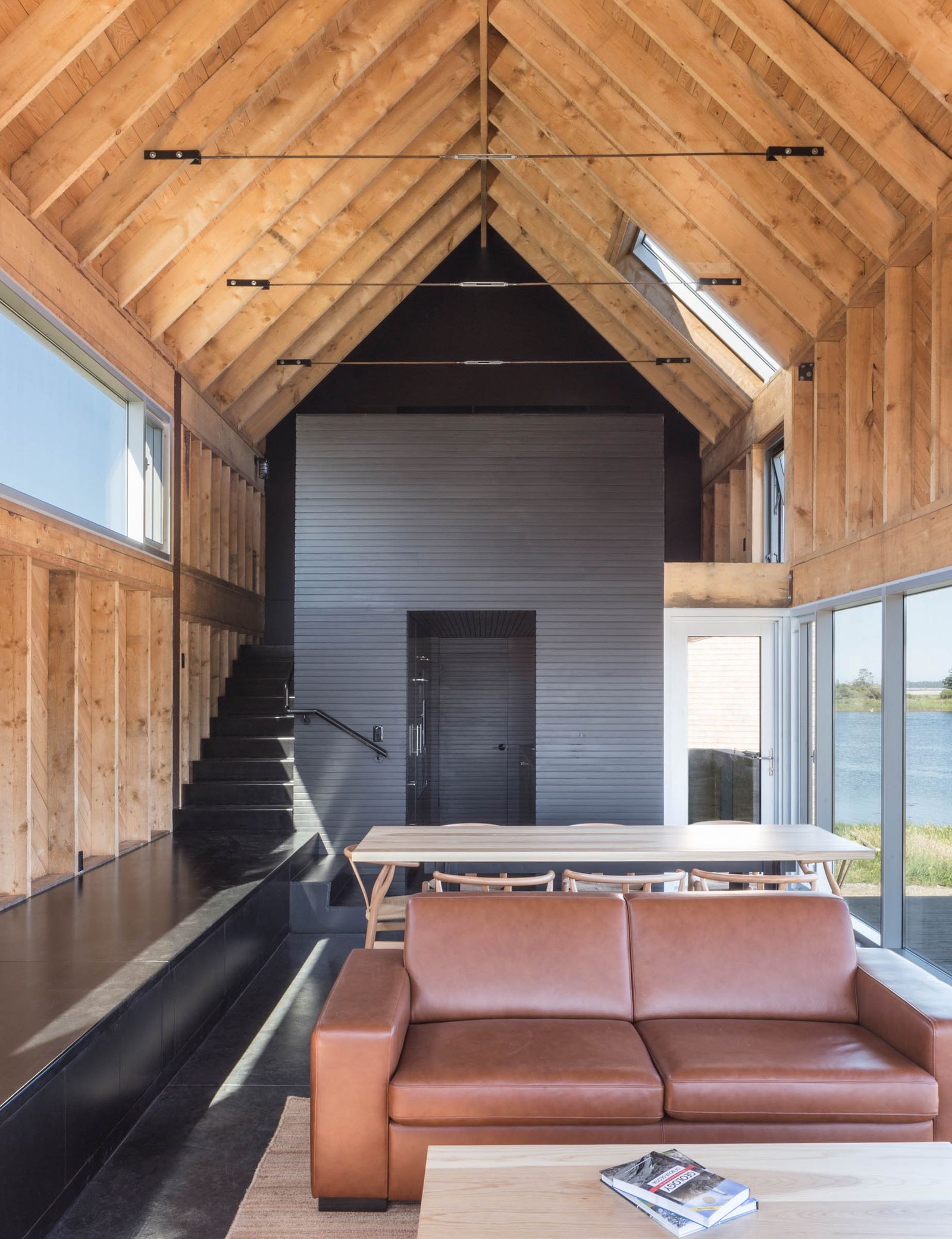 Point House - MacKay-Lyons Sweetapple Architects