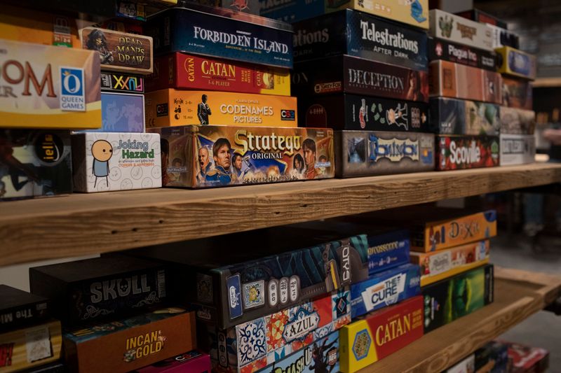 The Dragon's Keep — Games, Comics, and Family Fun