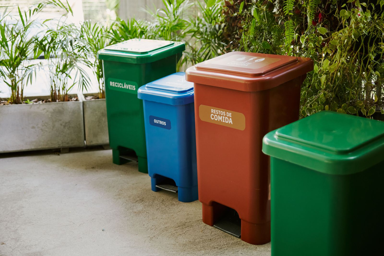 Plástico é reciclável? Confira o guia completo sobre a reciclagem do ...