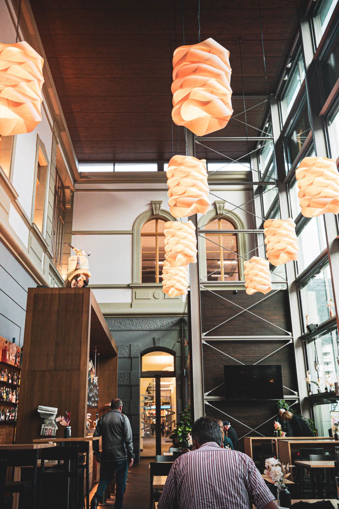 Buffet Brig - Restaurant - Entdecken Sie die authentische ...