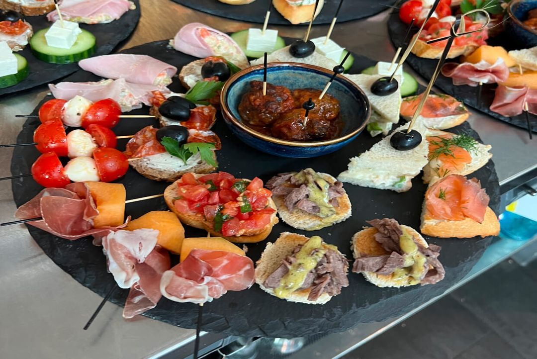 Buffet Brig - Restaurant - Entdecken Sie die authentische ...